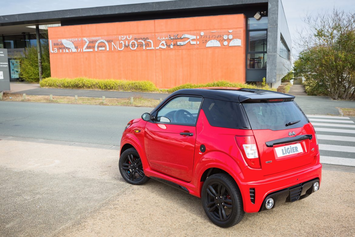 ¿QUE DEPORTIVO ELIJO? AIXAM COUPE GTI vs LIGIER JS50 SPORT - Tu Coche ...